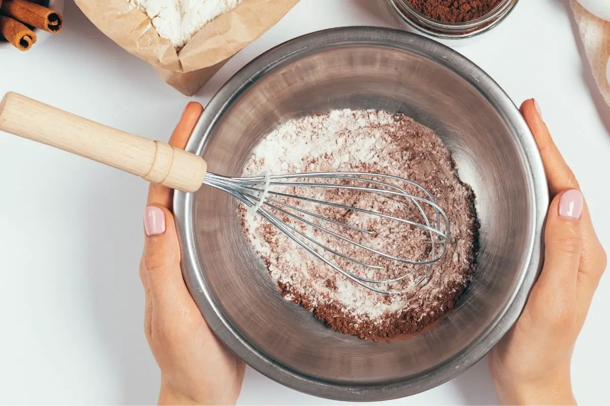 How To Improve Boxed Cake Mix (15 Clever Hacks)