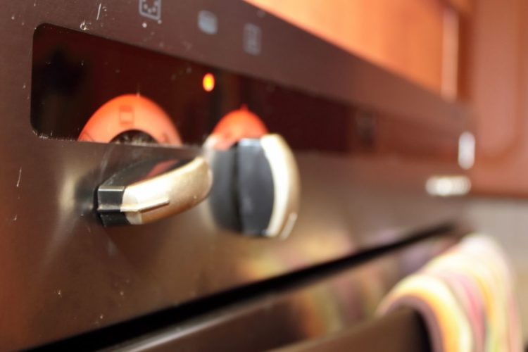 Leaving An Oven On Overnight - Important Safety Precautions!