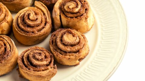 How To Store Cinnamon Rolls After Baking To Keep Them Fresh