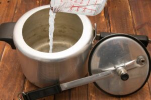 How To Stop Pressure Cooker From Burning On The Bottom (11 Mistakes And ...