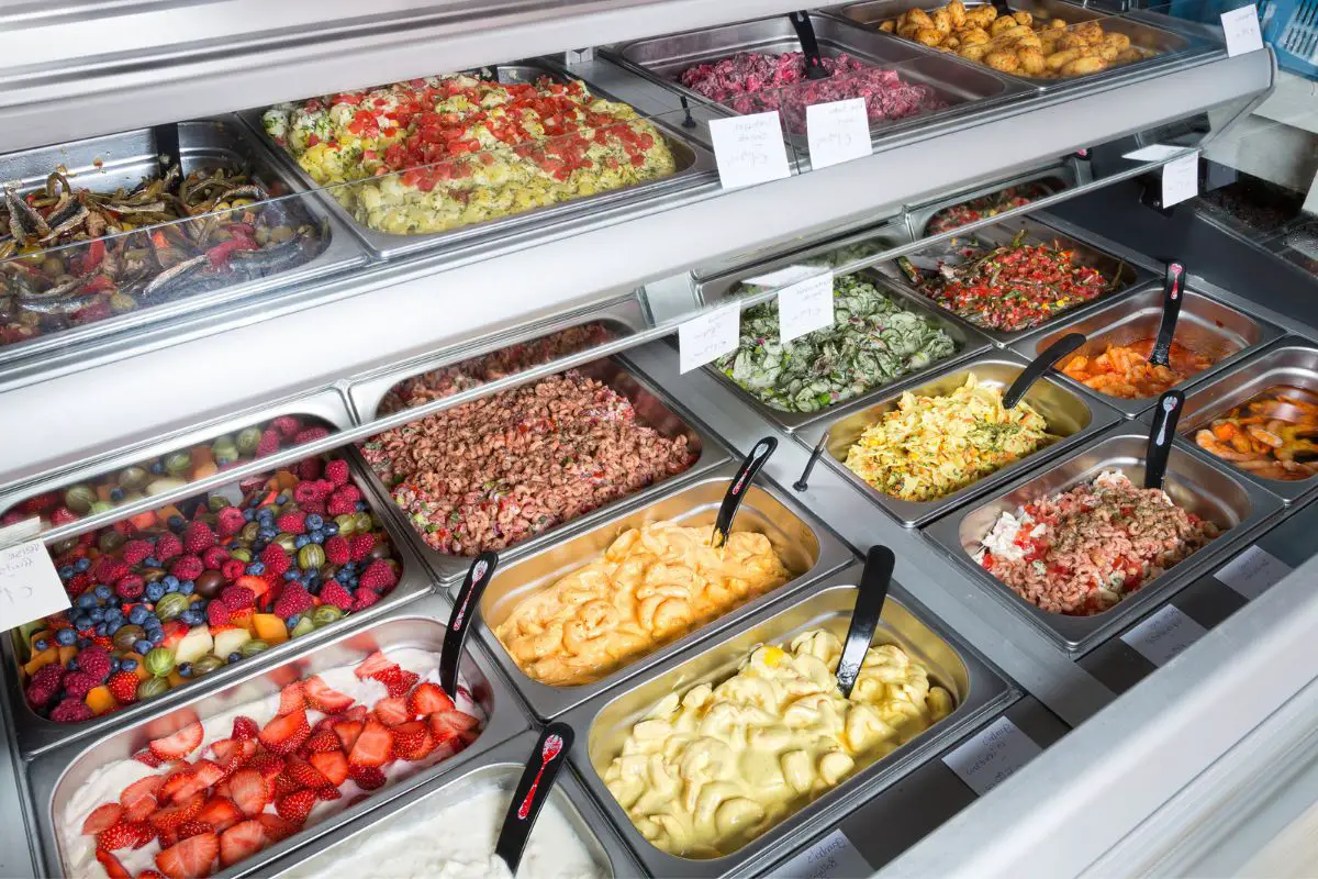 Top 10 Easy No-Cook Meals From Grocery Stores (Great For Lunch And Dinner)