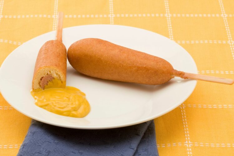 Making Frozen Corn Dogs In Air Fryer (Cooking Time And Temperature)