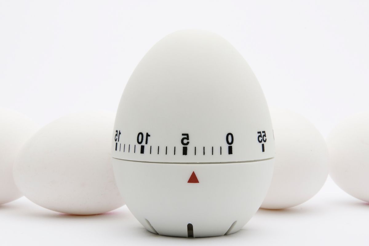 How To Boil Duck Eggs To Perfection (Boiling Times And Tips)