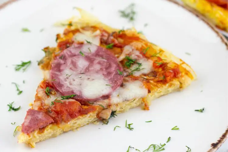 Tasty Cabbage Pizza Recipe (Gluten-Free & Low Carb)