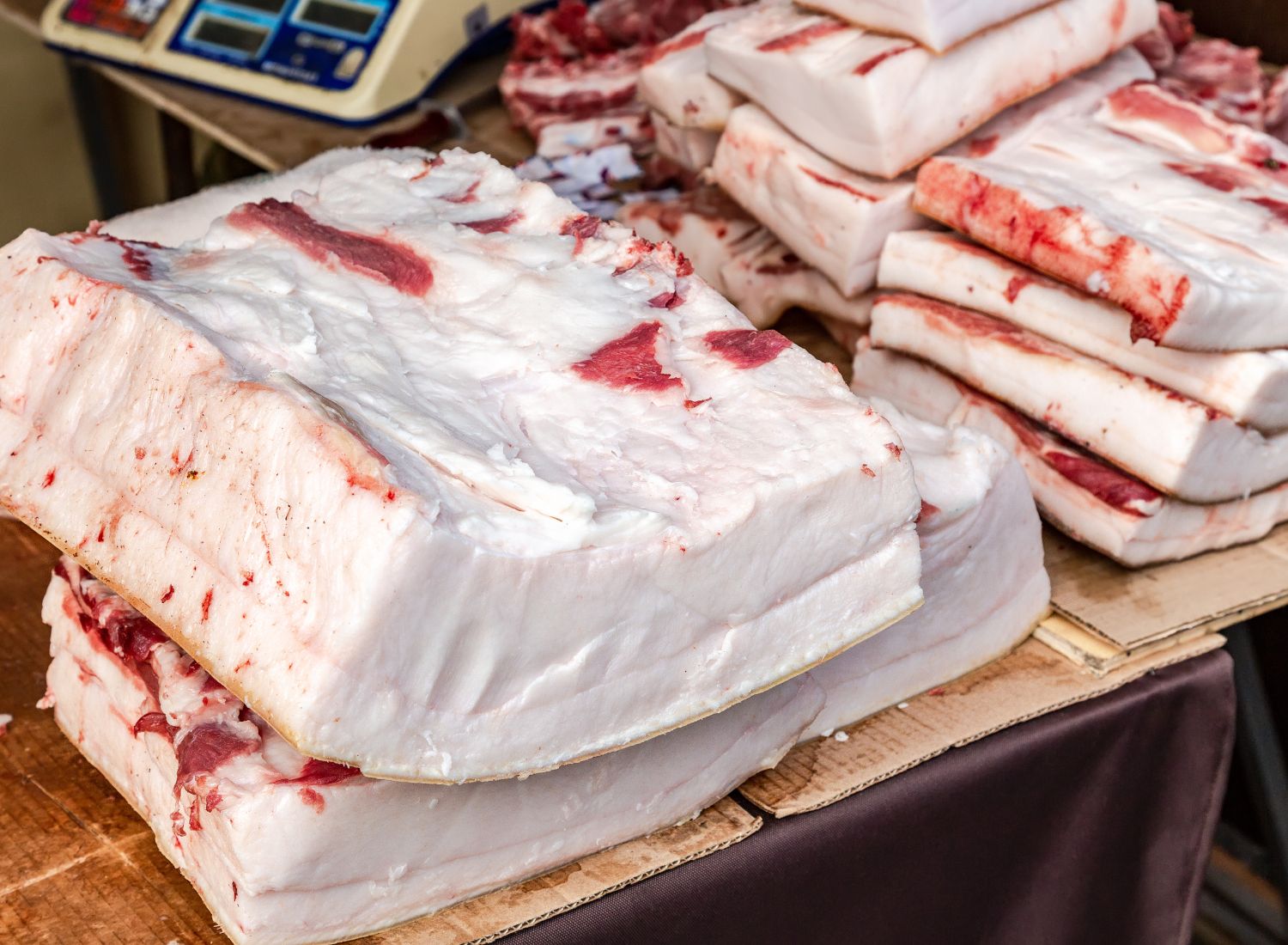 How To Store Lard Long-Term? (+Simple Rendering Instructions)