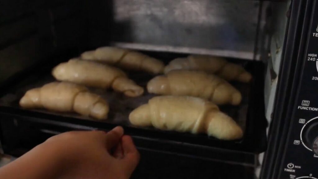 Kimbula Banis - A Traditional Sugar Buns Recipe Revealed!