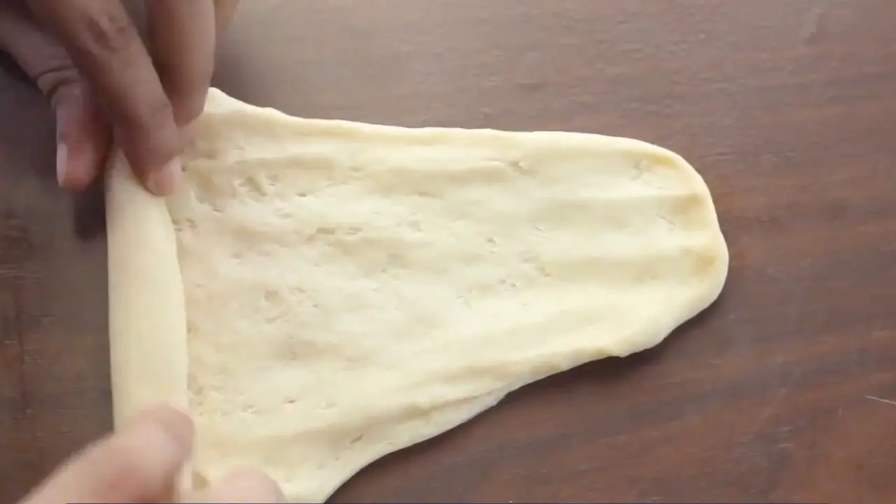 Kimbula Banis - A Traditional Sugar Buns Recipe Revealed!