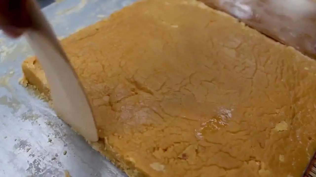 How To Make Sri Lankan Milk Toffee With Just Condensed Milk