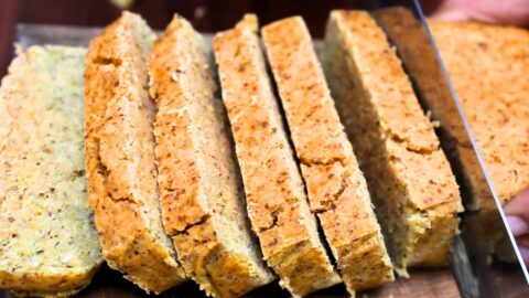 This Red Lentil Bread Will Keep You Full Until Lunch - Guaranteed!