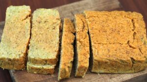 This Red Lentil Bread Will Keep You Full Until Lunch—Guaranteed!