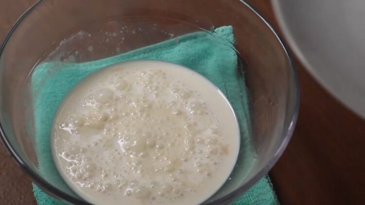Sri Lankan Breudher - A Unique Blend Of Bread And Cake