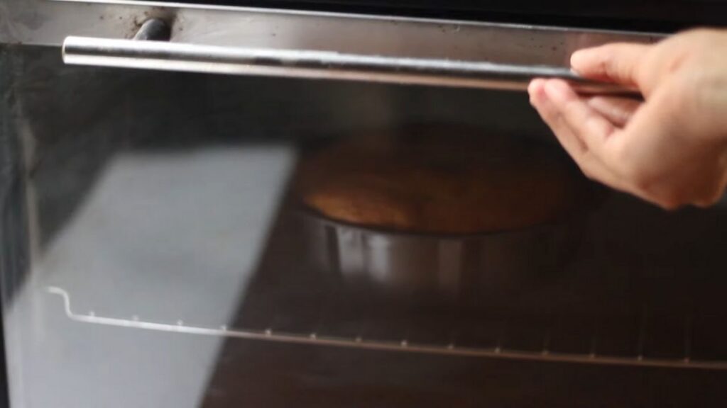 Sri Lankan Breudher - A Unique Blend Of Bread And Cake