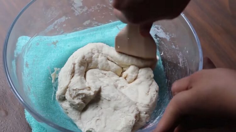 Sri Lankan Breudher - A Unique Blend Of Bread And Cake