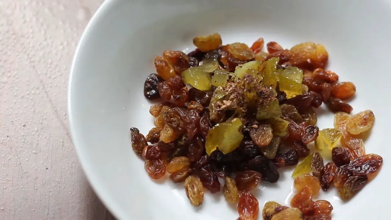 Sri Lankan Breudher - A Unique Blend Of Bread And Cake